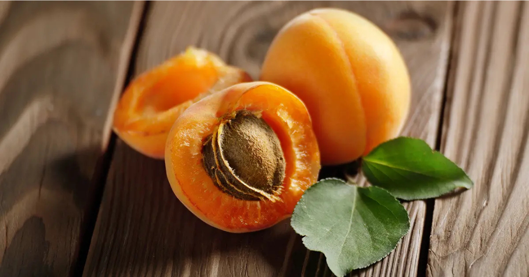 Iron-Rich Apricots: A Natural Winter Remedy for Fatigue & Weakness ...